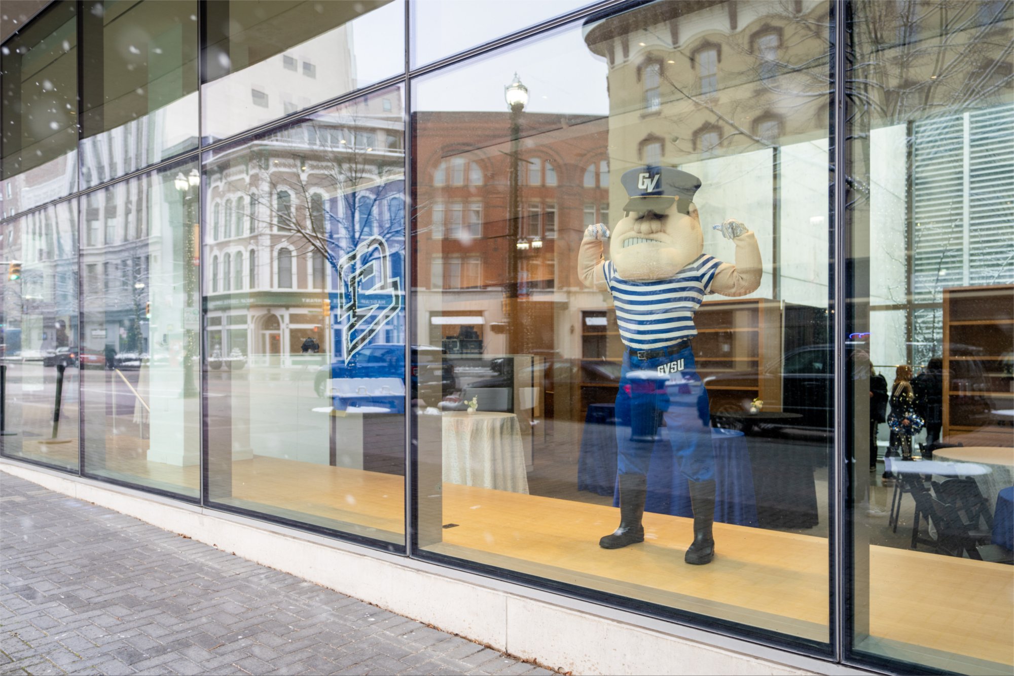 New Laker Store opens in the heart of downtown Grand Rapids - GVNext