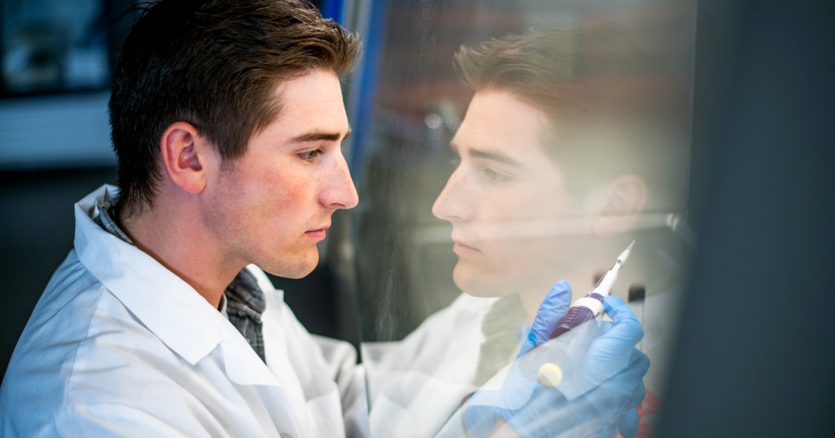 Students share research findings at Summer Scholar Showcase - GVNext