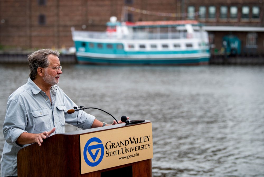AWRI hosts U.S. Senator Gary Peters on tour of Muskegon Lake - GVNext