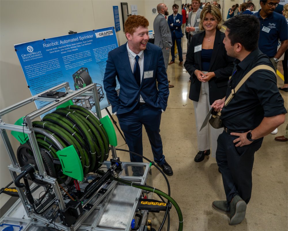 Senior Project Day: Engineering students collaborate with industry to ...