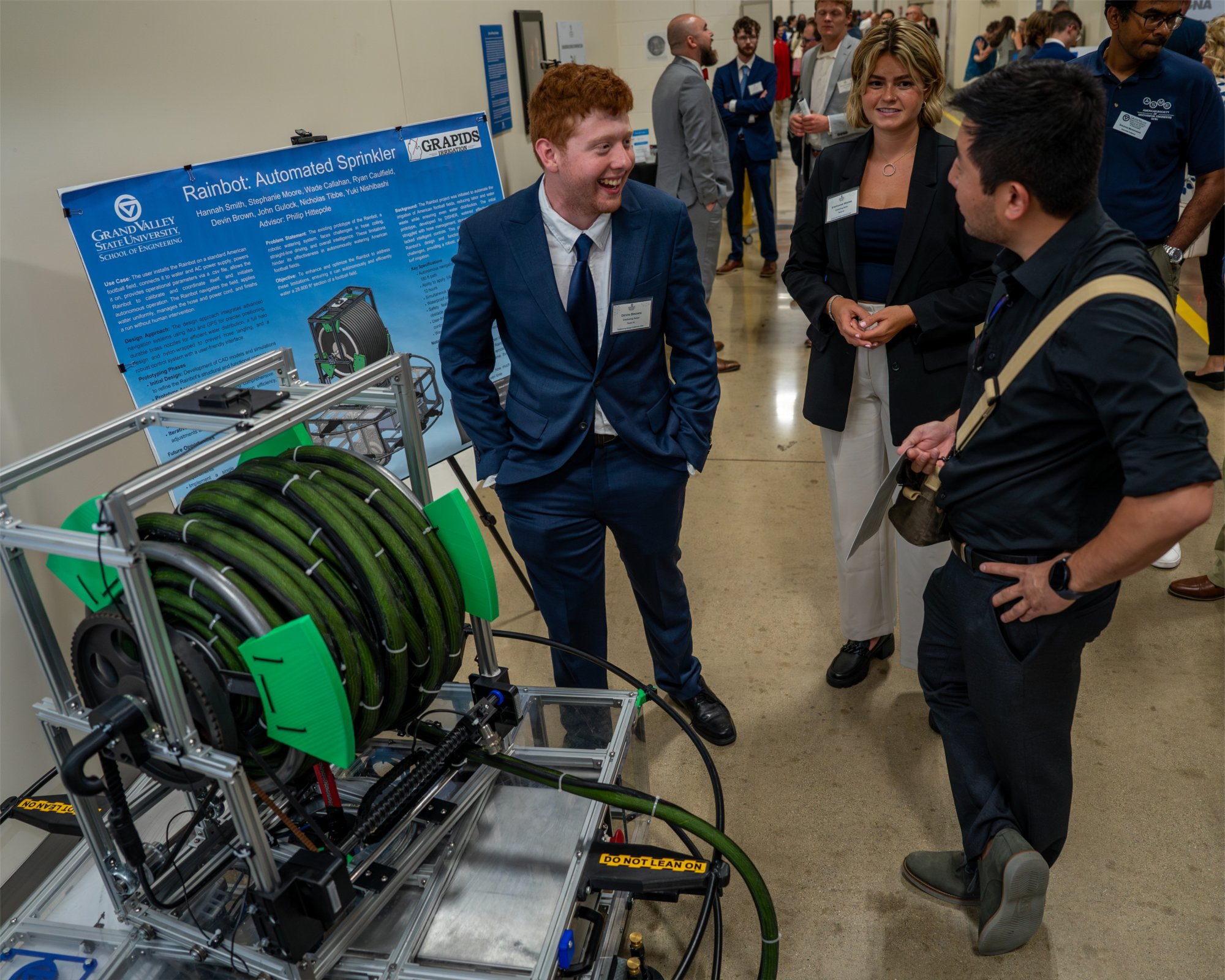 Senior Project Day: Engineering students collaborate with industry to ...