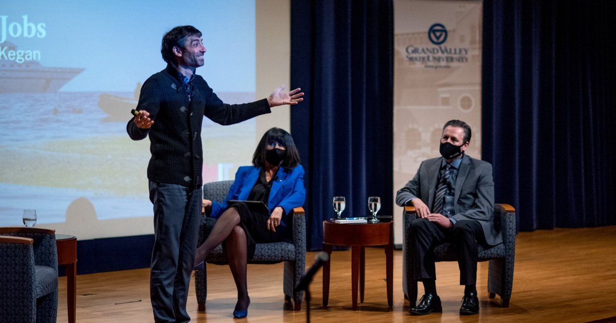 Fireside Chat presenter: Creativity can help leaders, change workforce ...
