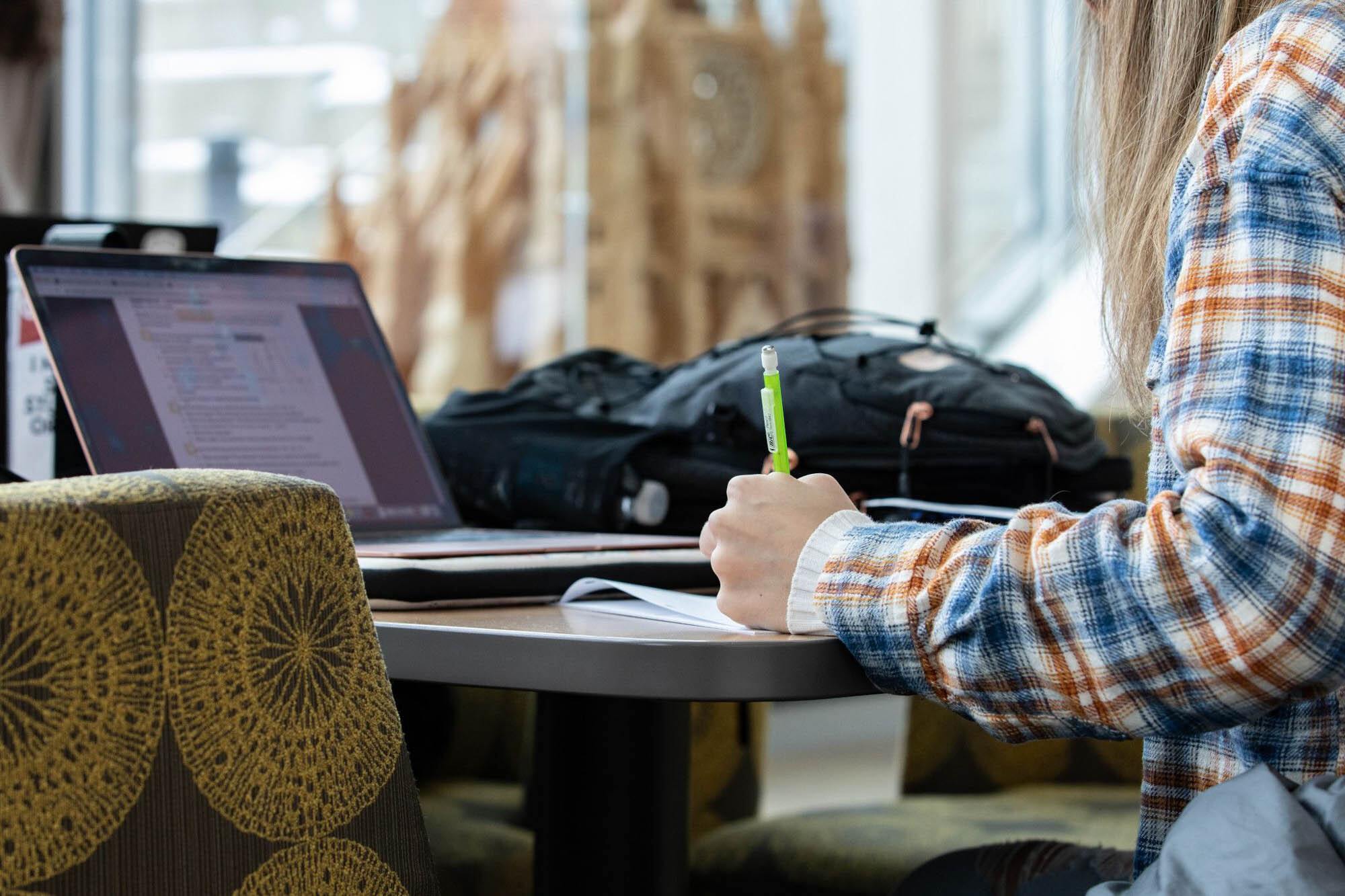 GVSU K-12 tutoring program has helped thousands, continues to grow - GVNext