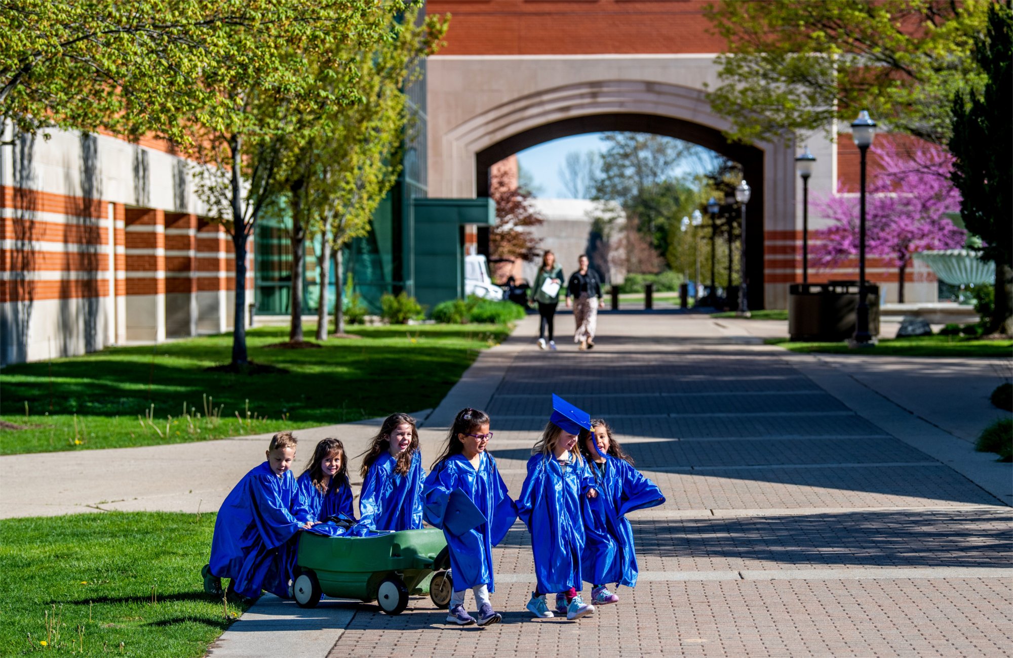 GVSU in photos, May 2025: Spring bursts forth in Grand Valley style and ...