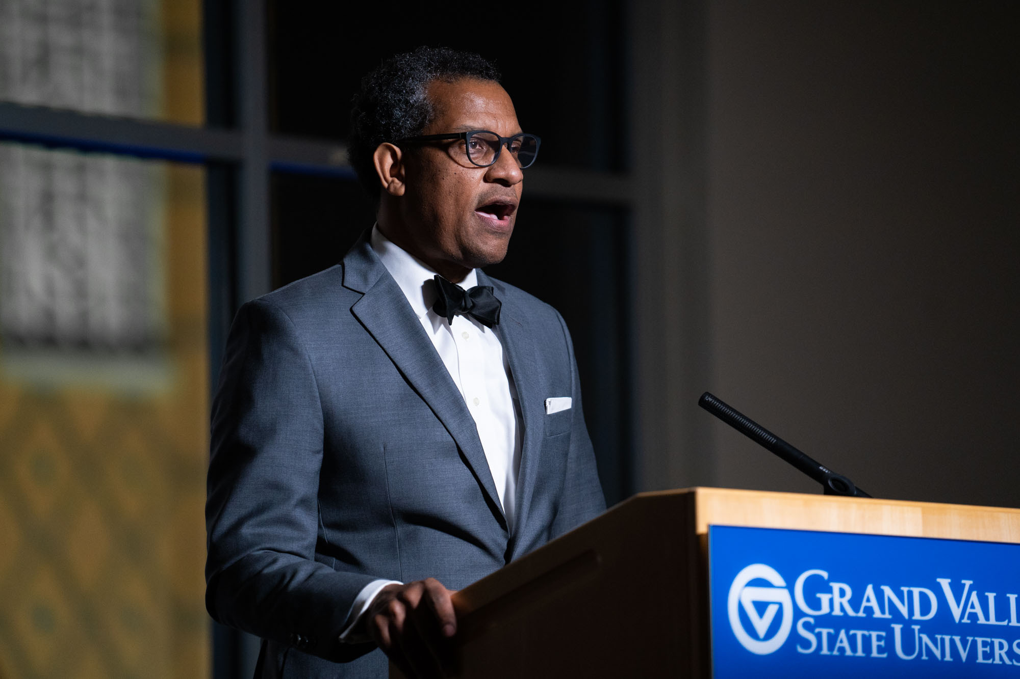 White House correspondent delivers message of 'moving forward' during ...