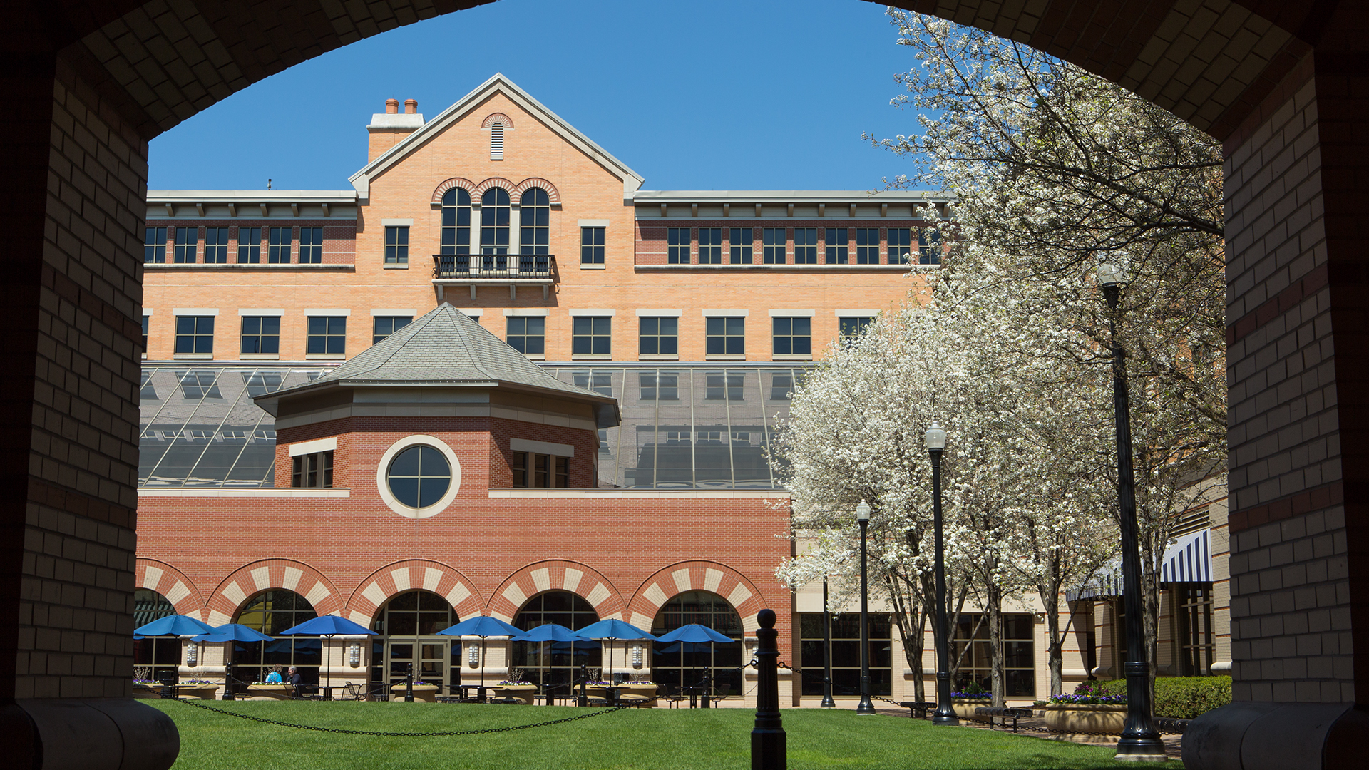 Desktop Backgrounds - Social Media at Grand Valley State University ...